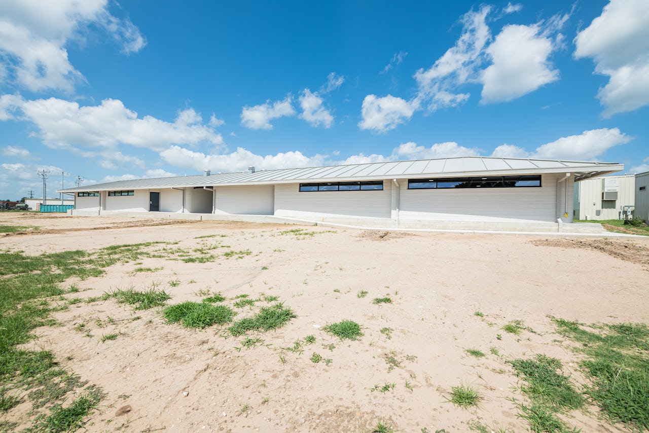 ICON and TMD Unveil 3D-printed Barracks - Largest 3D-printed… – ICON